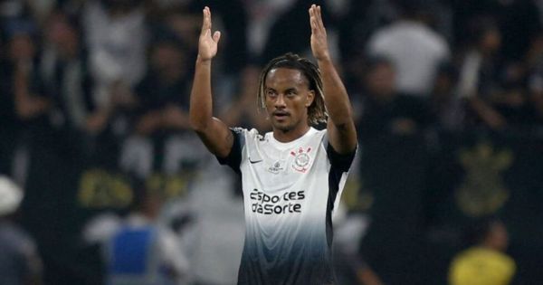 André Carrillo sobre jugadores peruanos que vuelven rápido del ...